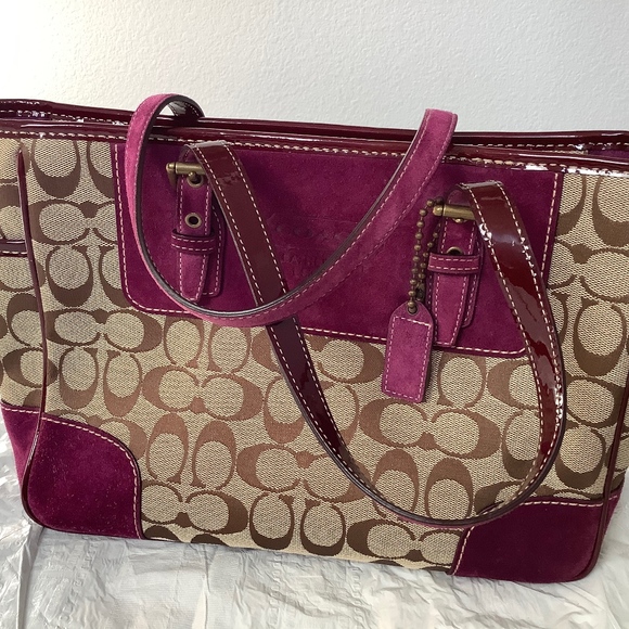 Coach Signature Bag | Bags | Coach Signature Purse | Poshmark